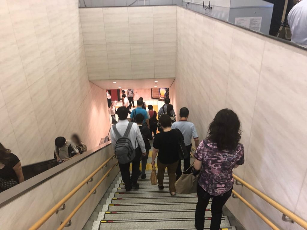 JR大阪駅から美容皮膚科FLALUクリニックへの行き方 - 東京・大阪の美容皮膚科ならFLALU（フラルクリニック）