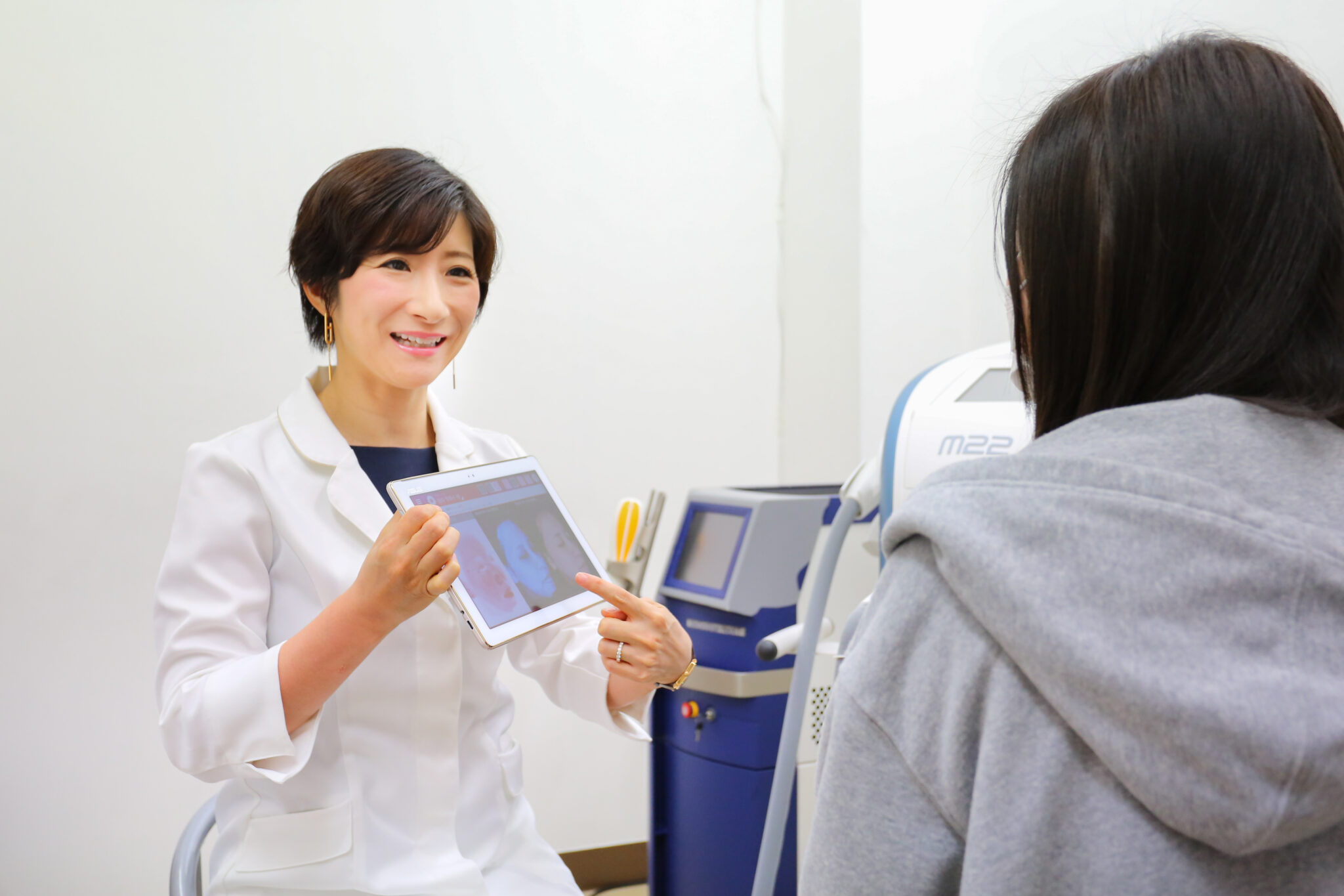 美容皮膚科FLALU大阪院の求人採用ページ（受付・看護師・カウンセラー） - 東京・大阪の美容皮膚科ならFLALU（フラルクリニック）